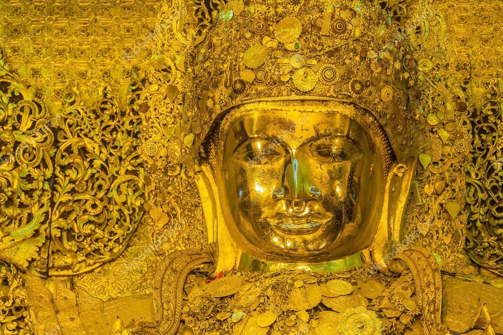 Big golden Mahamuni Buddha statue Stock Photo by ©platongkoh01 45688451