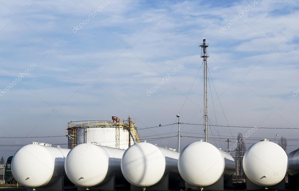 Natural gas storage tanks Stock Photo by ©MarioDorian 38554275