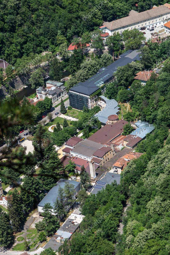 Baile Herculane (Herculane Bath), Rumania - 13 de junio de 2022: Vista ...