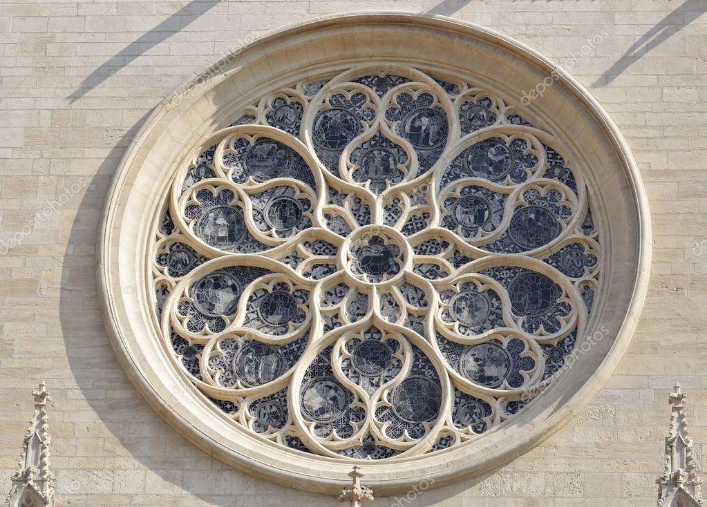Rosette window | Rosette and window — Stock Photo © avarand #38384701