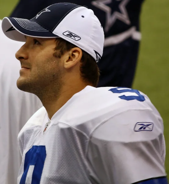 Tony Romo – Stock Editorial Photo © bellafotosolo #39653479