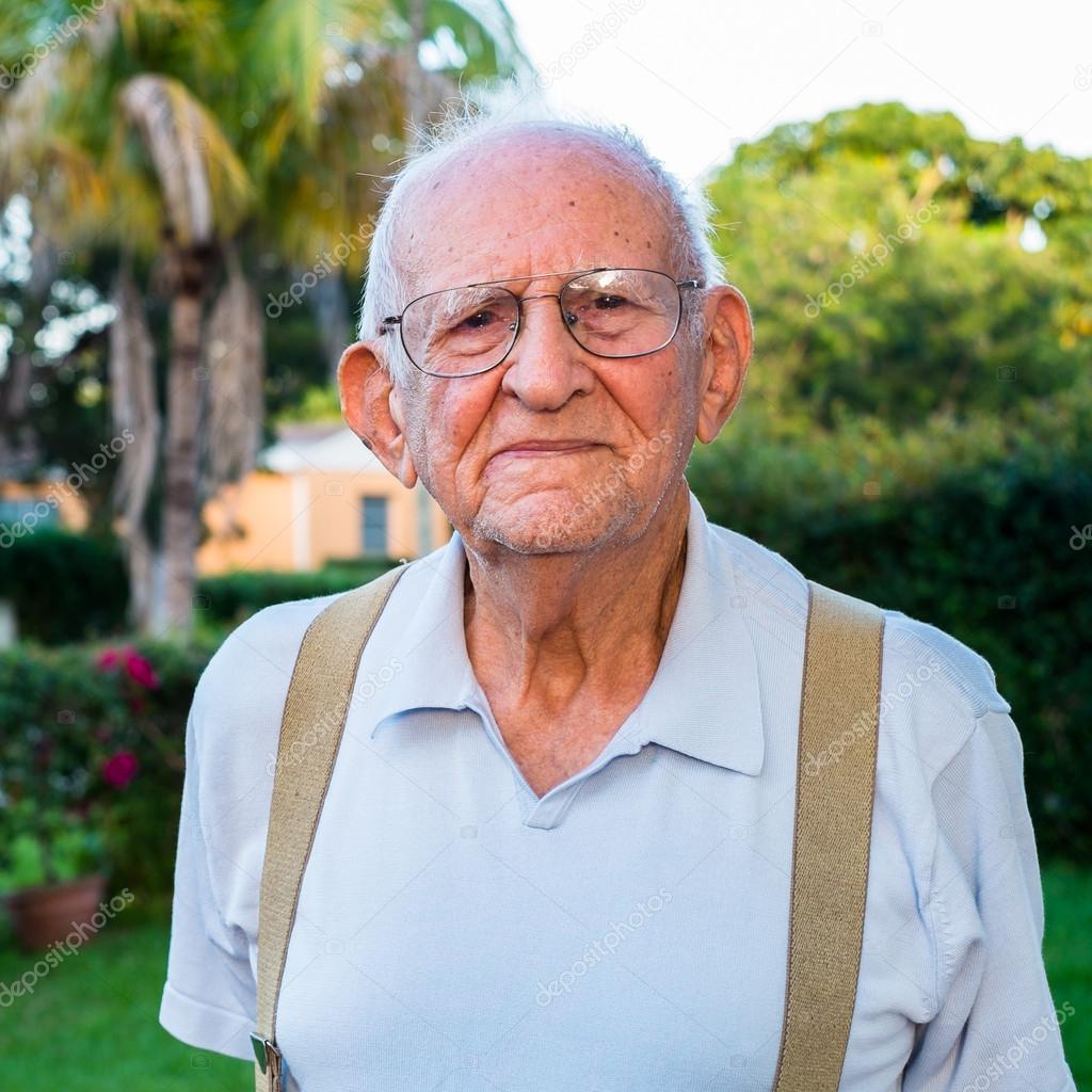 Elderly man — Stock Photo © fotoluminate #38595781