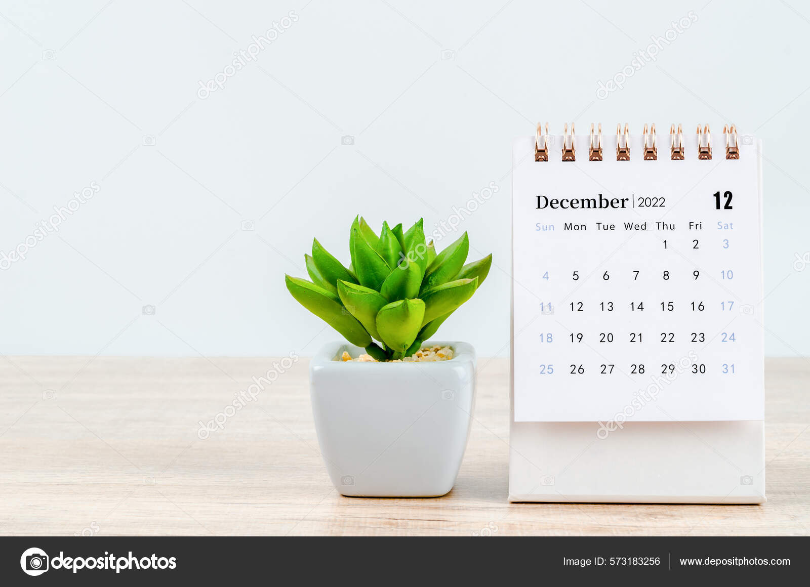 December 2022 Desktop Calendar