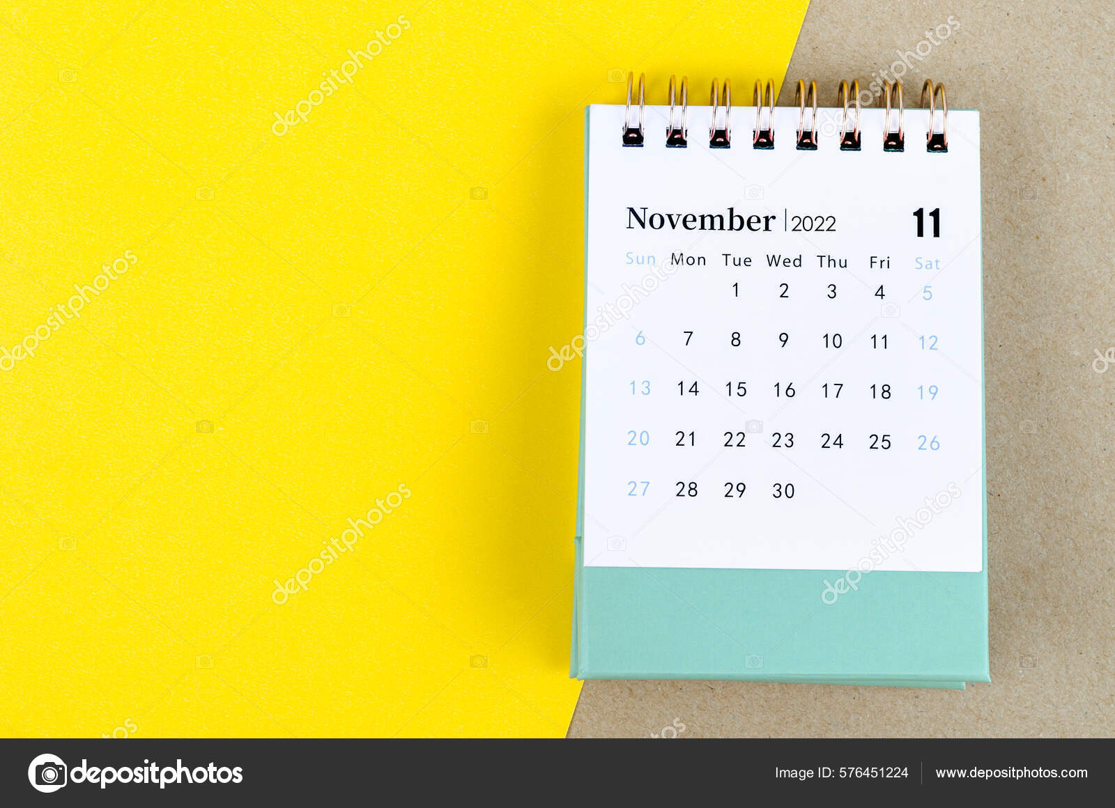 November 2022 Desktop Calendar
