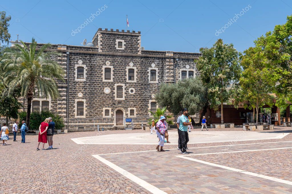Cafarnaúm, Israel Mayo 18, 2022 Los turistas disfrutan de las vistas en ...