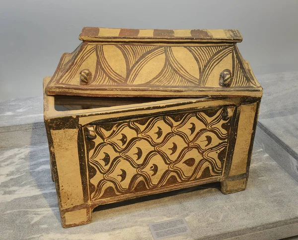 Crete Greece Figurine Snake Goddess Heraklion Archaeological Museum ...