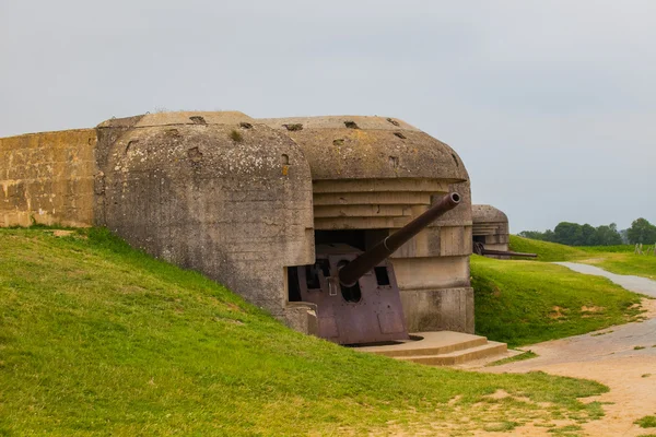 Fotos de Bunkers, Imagens de Bunkers sem royalties | Depositphotos