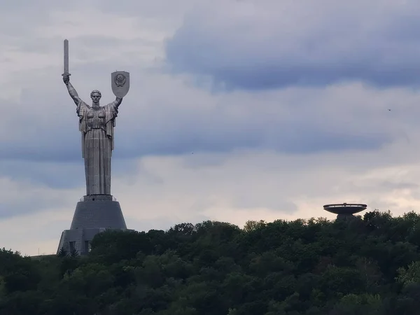Soviet statue images libres de droit, photos de Soviet statue ...