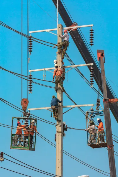 Electrician are installing high powered – Stock Editorial Photo ...
