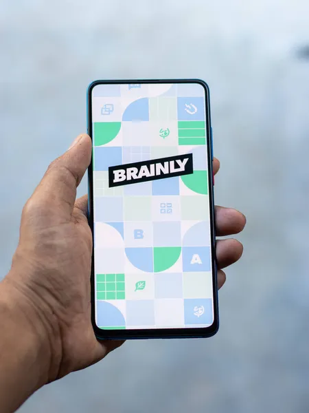 Brainly logo fotos de stock, imágenes de Brainly logo sin royalties ...