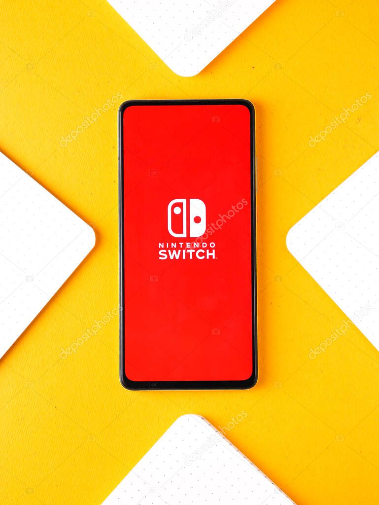 Assam, India - 24 de septiembre de 2020: logo de Nintendo en la imagen ...