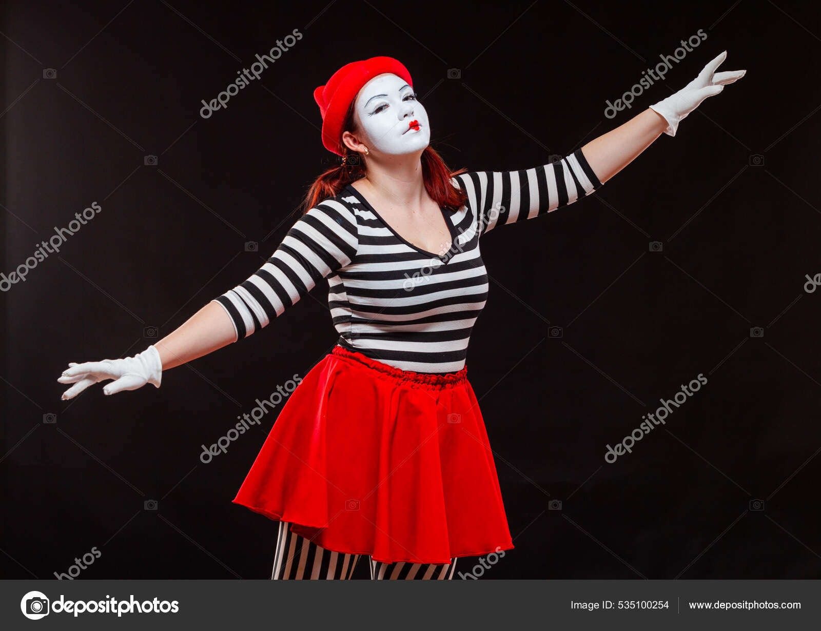 Women Mimes