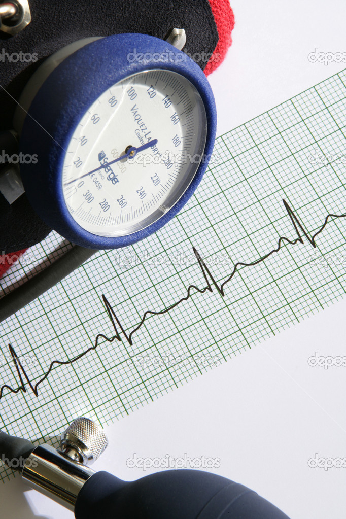 Normal ECG. — Stock Photo © imagepointfr #42523931