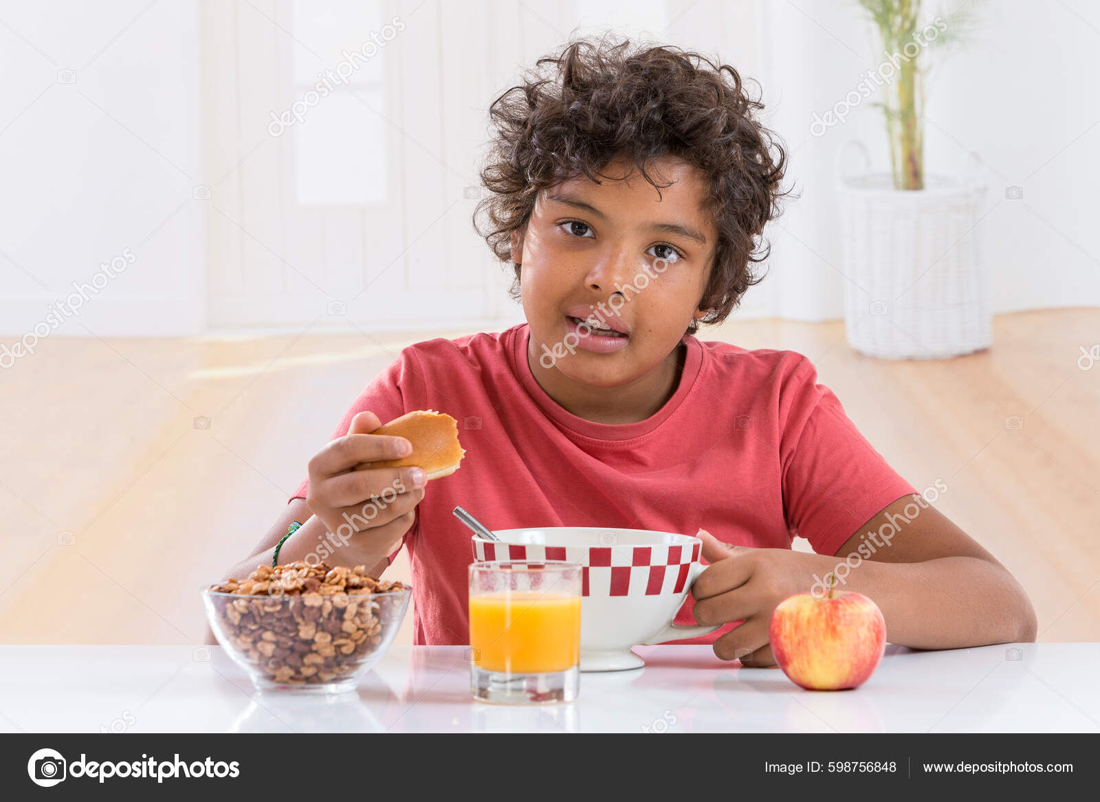 Teen Boy Eating Breakfast: fotografía de stock © imagepointfr ...