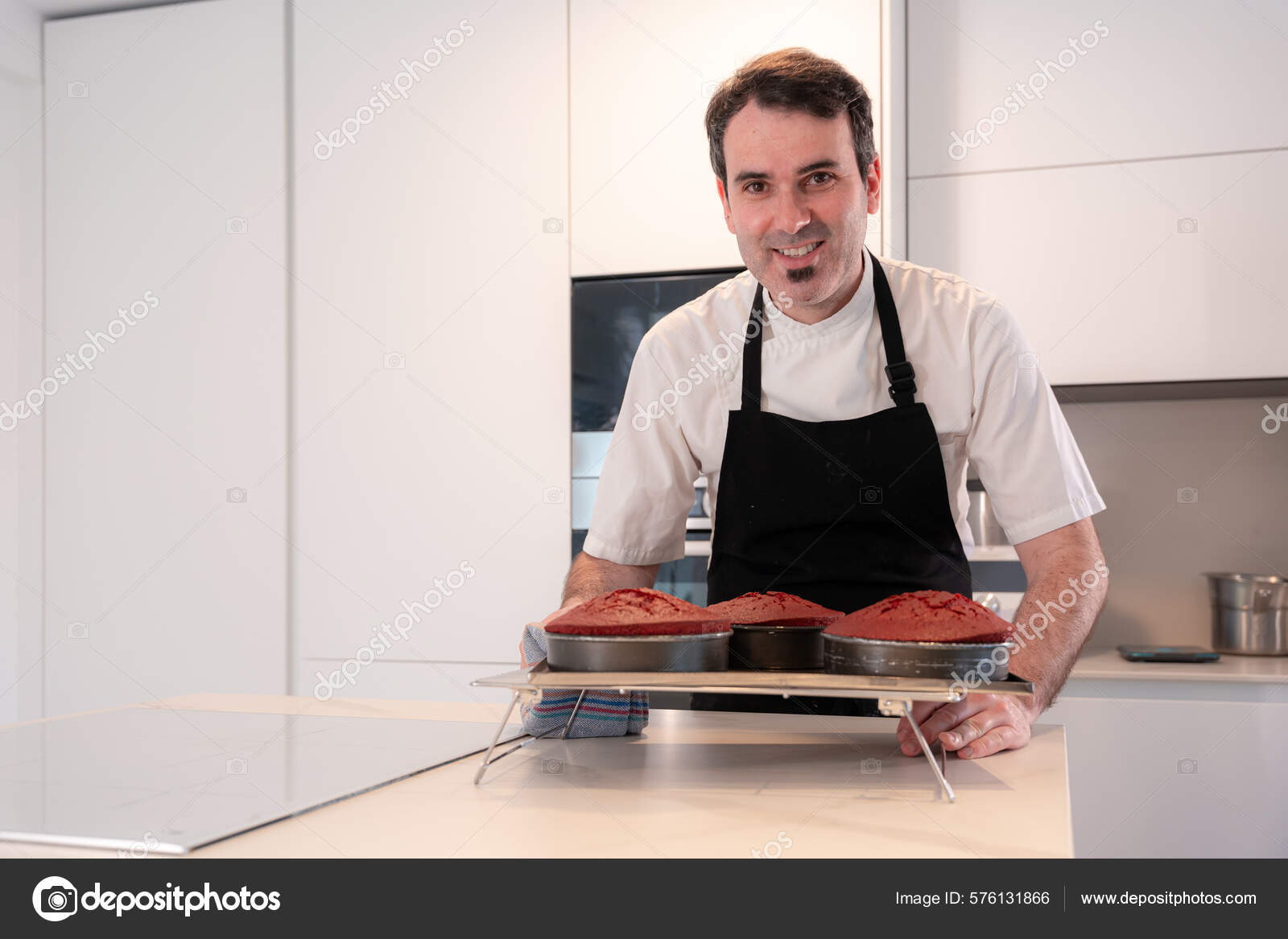 Man Baker Cooking Red Velvet Cake Home Sponge Cake Baked — Stock Photo ...