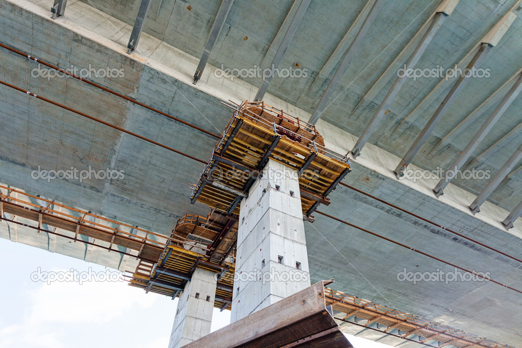 Steel bridge construction Stock Photo by ©VladimirNenezic 51043435