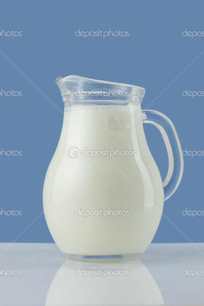 Fresh Milk — Stock Photo © Melica #43437311