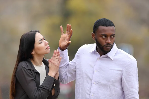 Girl rejecting guy Stock Photos, Royalty Free Girl rejecting guy Images ...