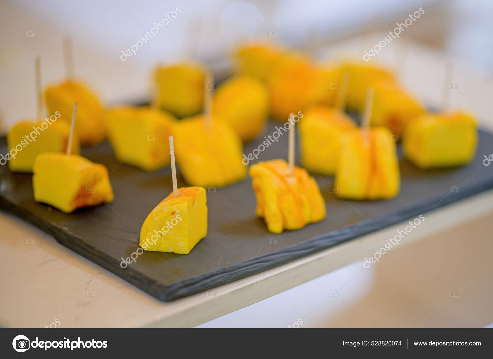 Sliced Mango Blurred Background Stock Photo by ©vpardi 528820074