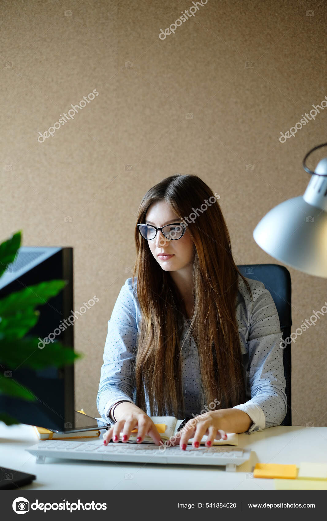 Daily Routine Woman Office — Stock Photo © racool_studio #541884020