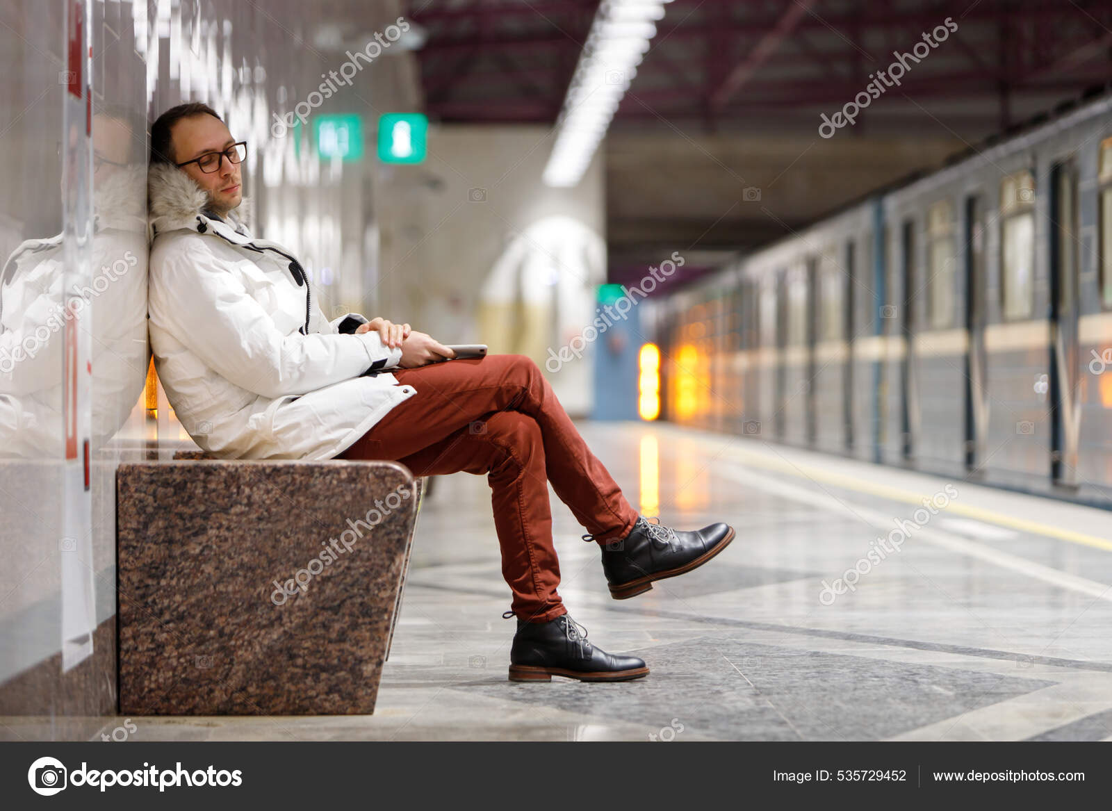 Crying Metro Station