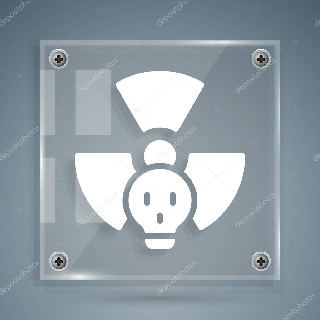 Icono radiactivo blanco aislado sobre fondo gris. Símbolo tóxico ...