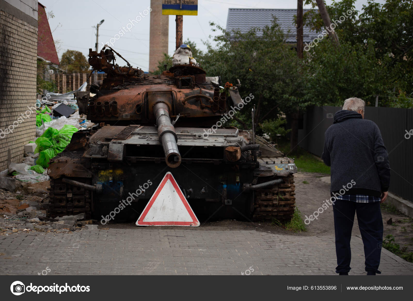 Irpen Ukraine 2022 Destroyed Tank City Bucha Kiev Region — Stock ...