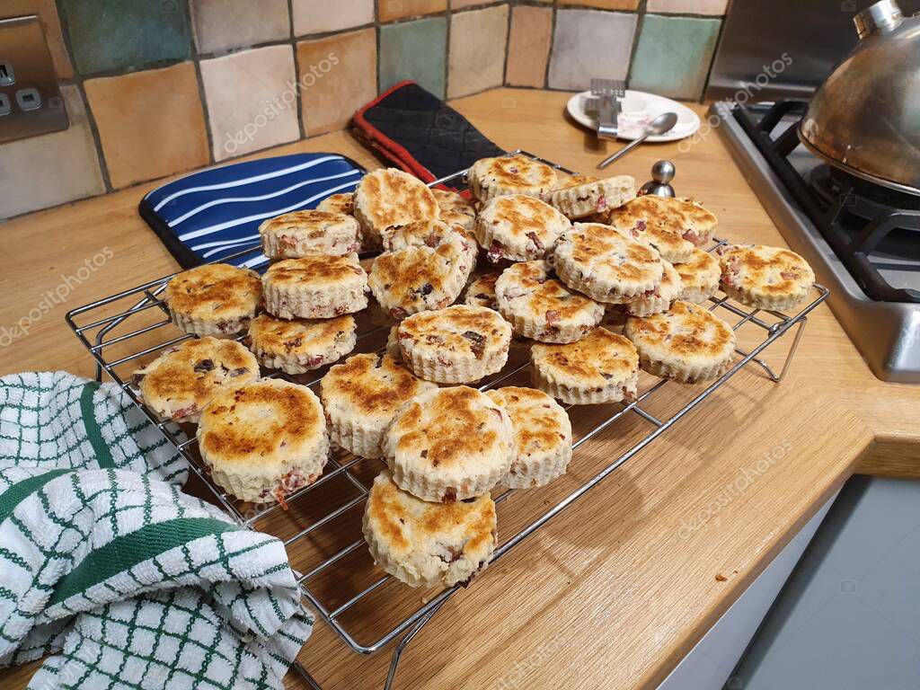 Pasteles galeses también conocidos como panecillos o tortas de plancha ...