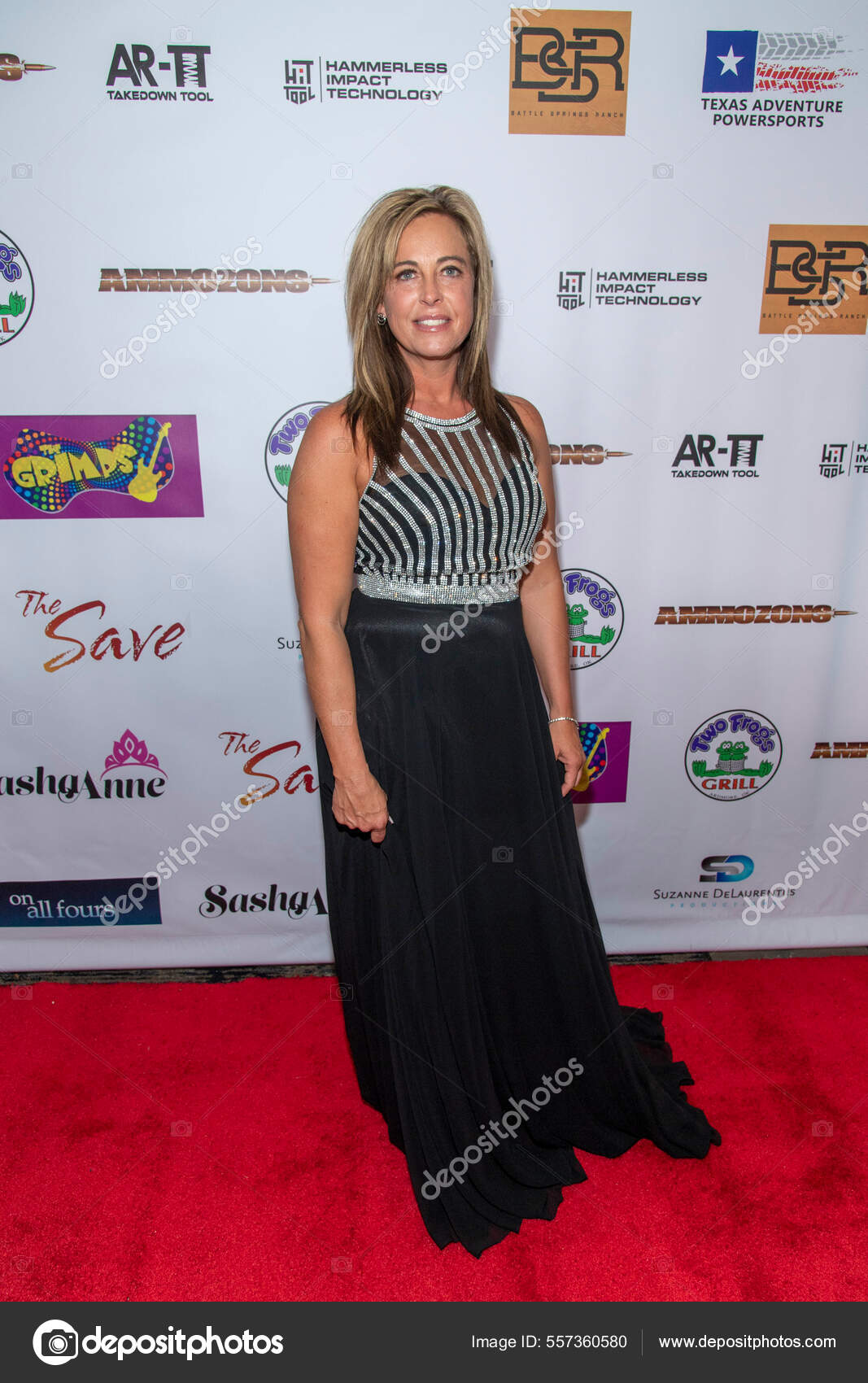 Kim Mccage Attends Suzanne Delaurentiis Productions Honors Veterans ...