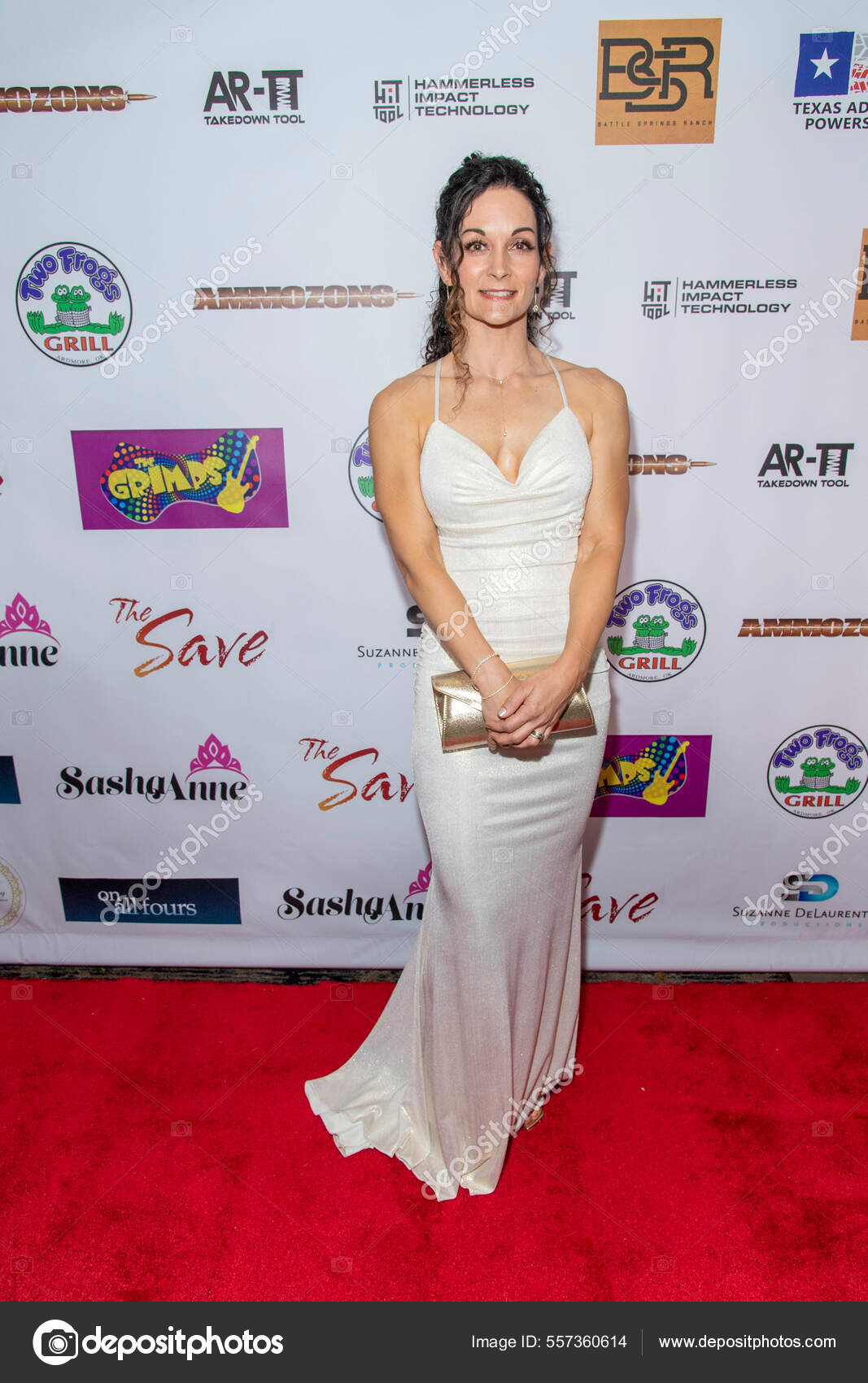 Emily Thomas Attends Suzanne Delaurentiis Productions Honors Veterans ...