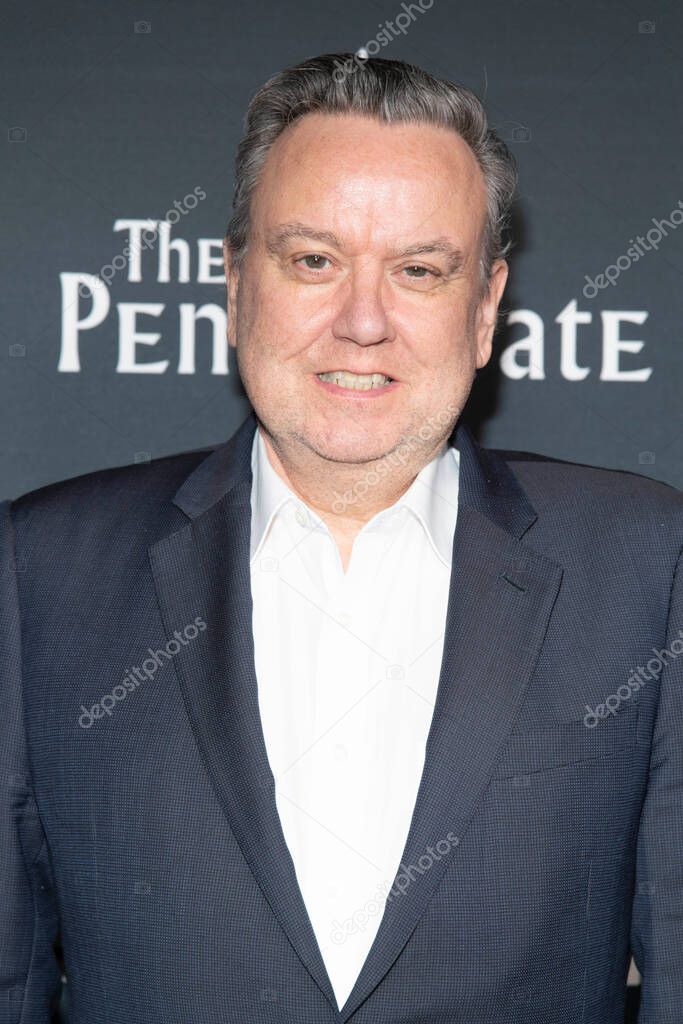 Richard Mccabe asiste a Los Angeles After Party para la serie de ...