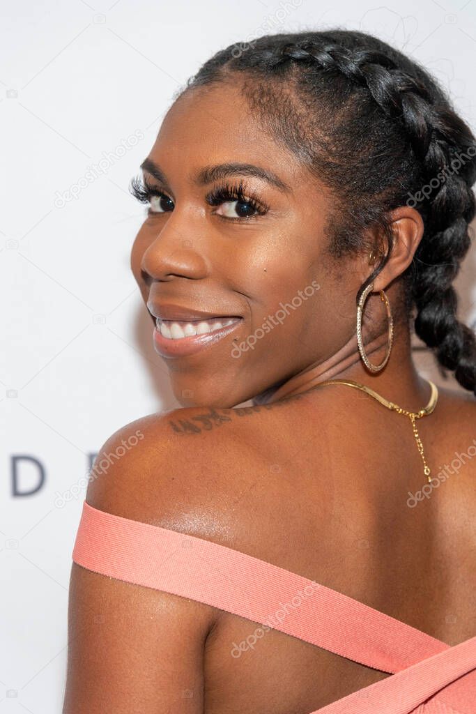 Nisha Nash Influencer Attends Grand Opening Alessi Institute New ...