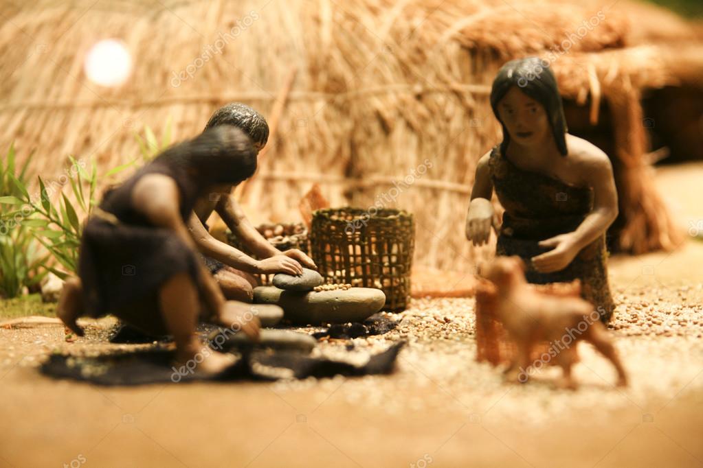 Neolithic hunter model Stock Photo by ©im_source 48480457