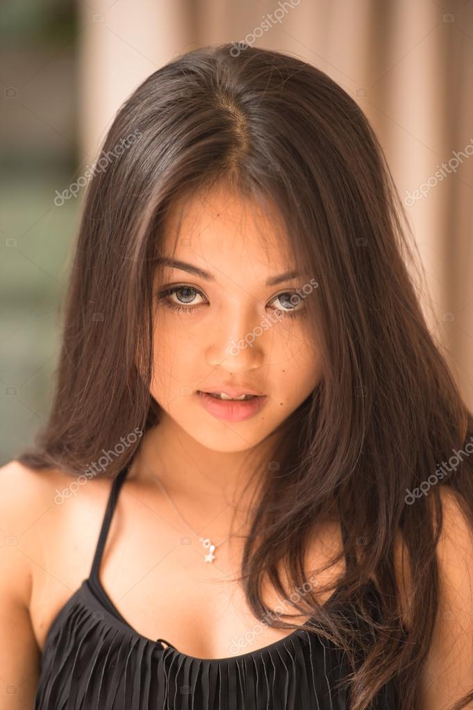 Asian pretty young girl Stock Photo by ©chanawit 46614333 Asian pretty young girl Stock Photo by ©chanawit 46614333