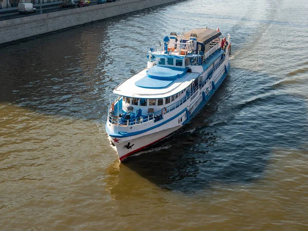 Barco ferry grande fotos de stock, imágenes de Barco ferry grande sin ...