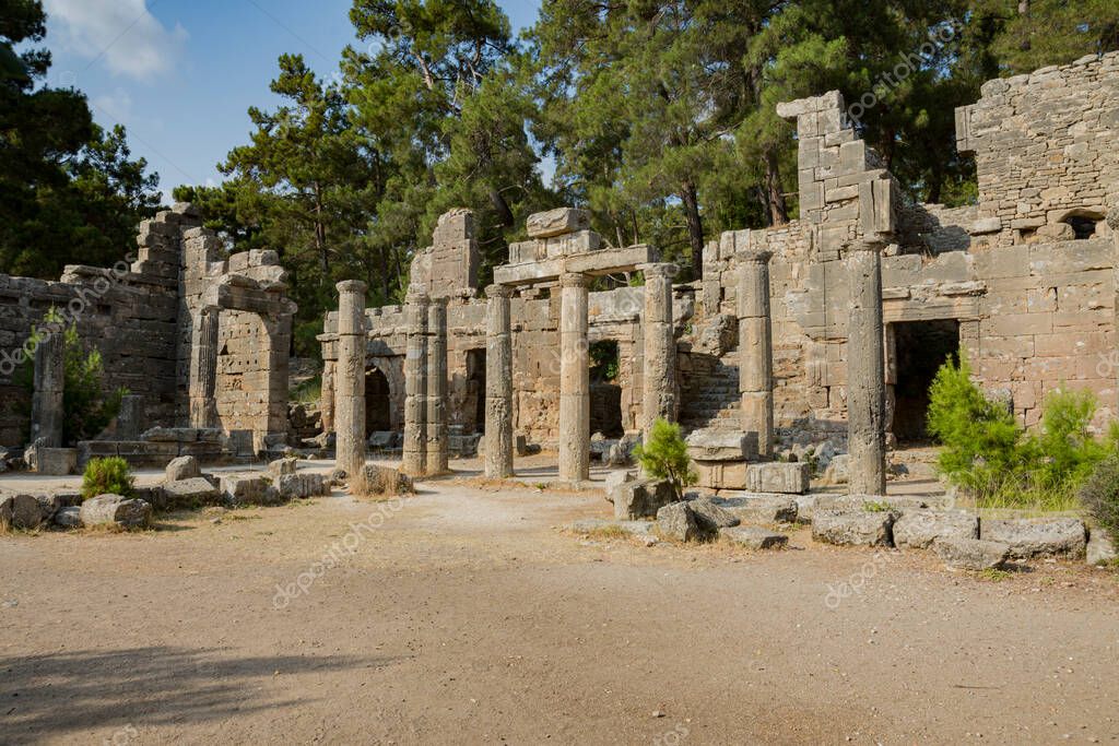 Ruinas de Seleukeia (Pamphylia, Lyrbe) Antigua ciudad griega en la ... Ruinas de Seleukeia (Pamphylia, Lyrbe) Antigua ciudad griega en la ...
