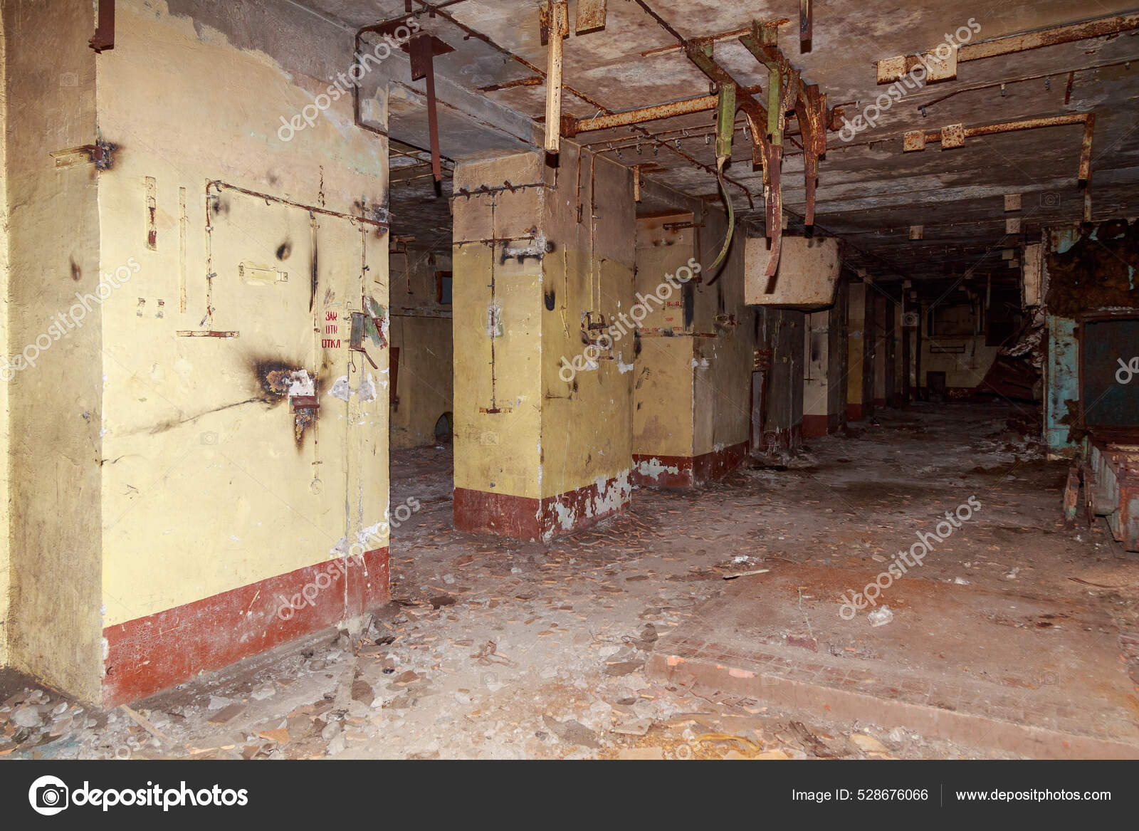 Interior Underground Nuclear Abandoned Secret Military Bunker Creepy ...
