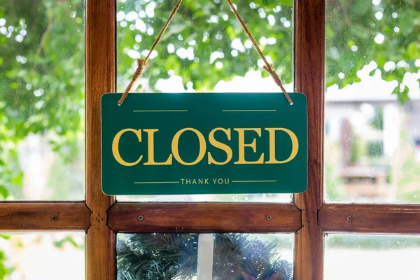 Closing day Stock Photos, Royalty Free Closing day Images | Depositphotos