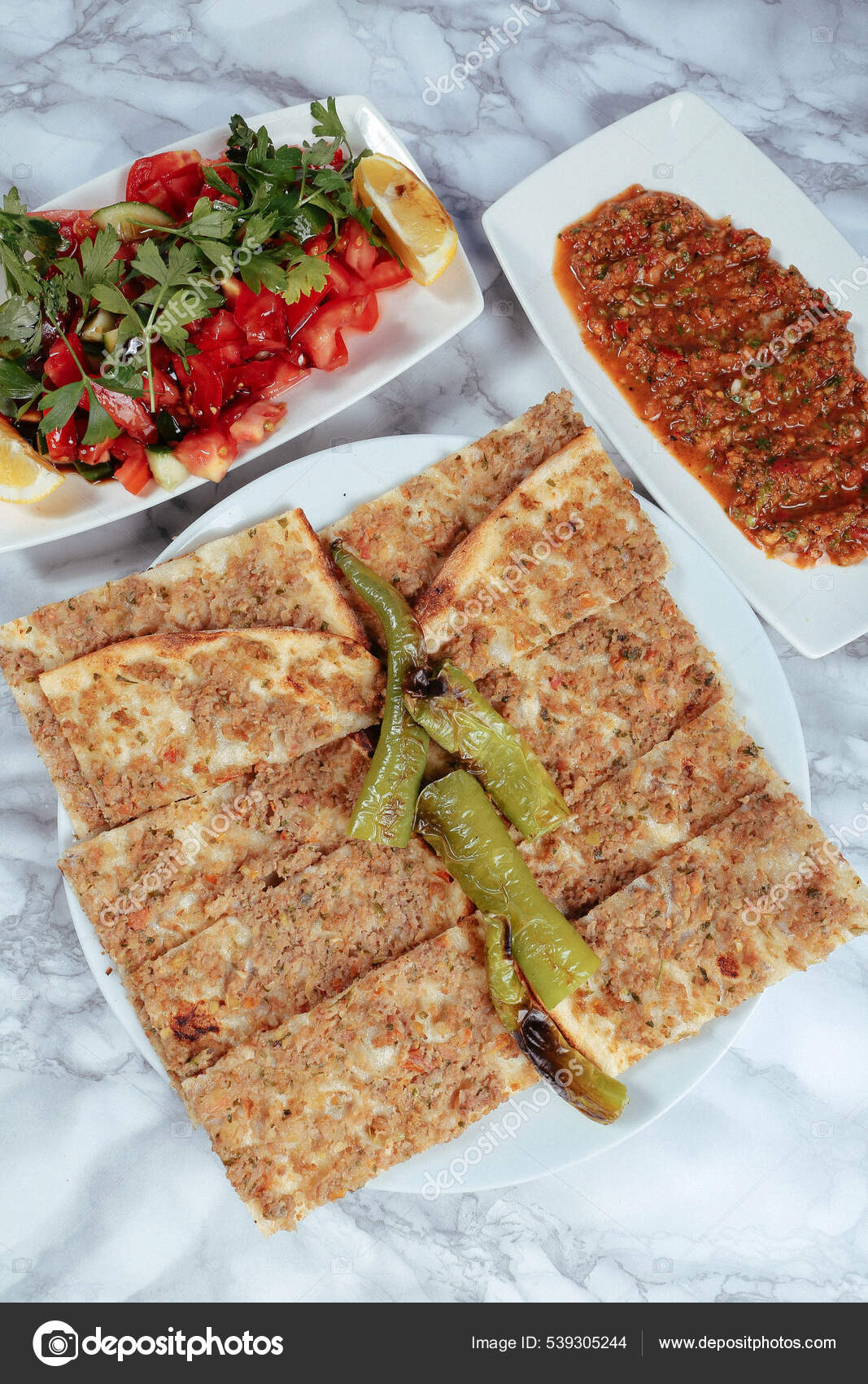 Plato Tradicional Turco Horno Pide Pizza Pide Turca Aperitivos Del ...