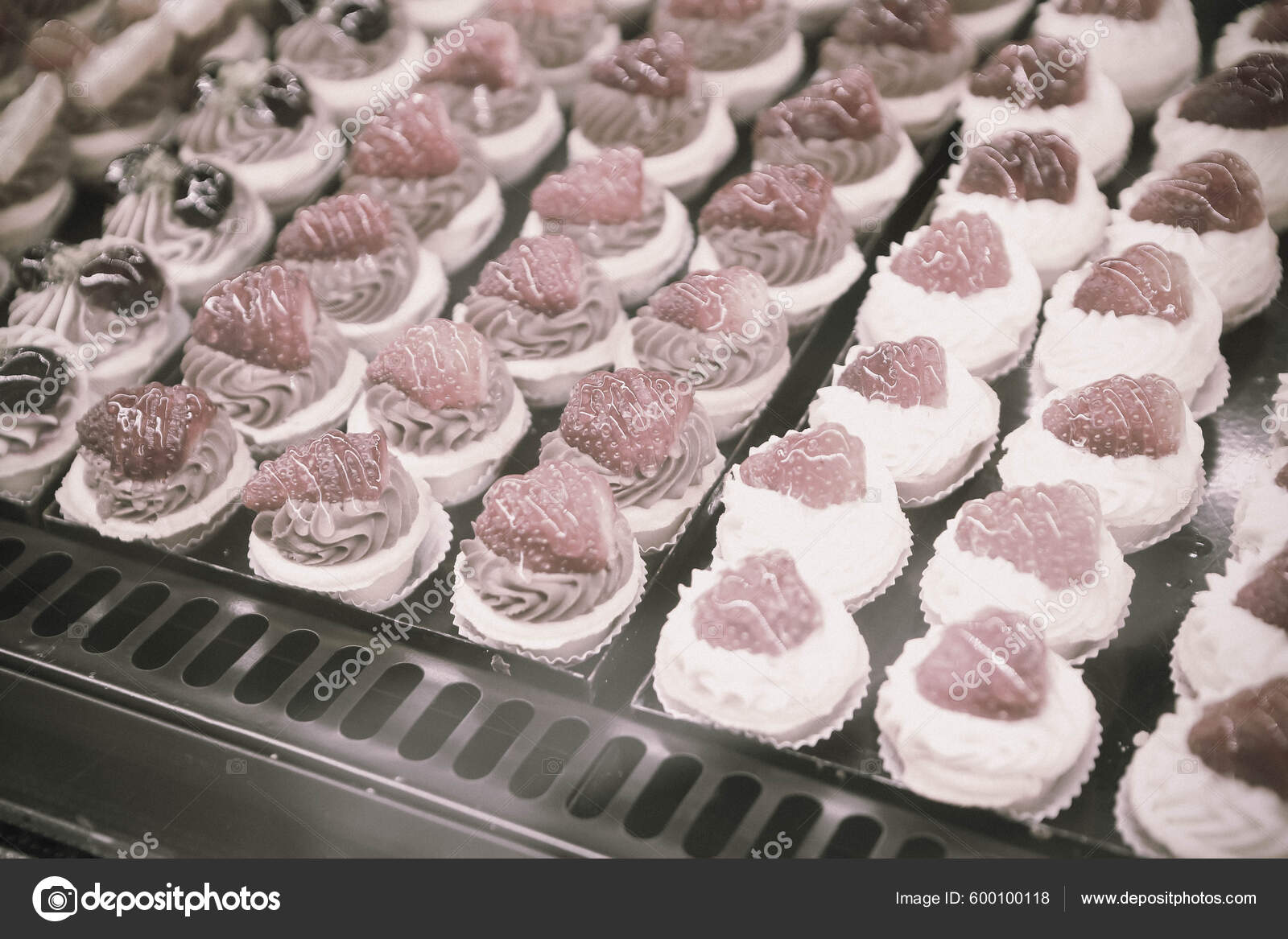 Group Assorted Cookies Chocolate Chip Oatmeal Raisin White Chocolate ...