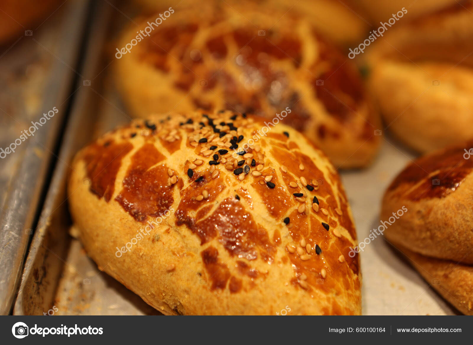 Group Assorted Cookies Chocolate Chip Oatmeal Raisin White Chocolate ...