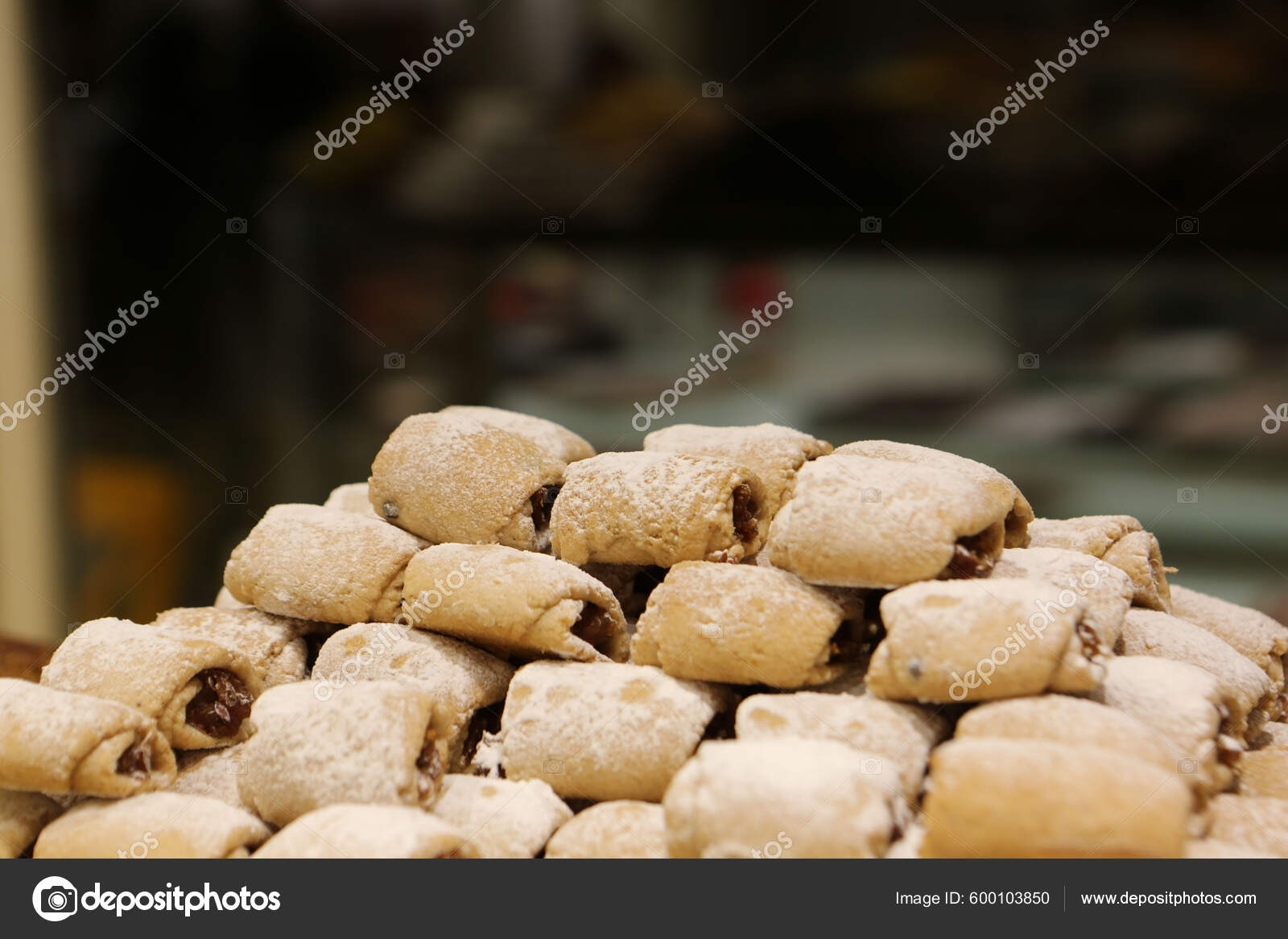 Group Assorted Cookies Chocolate Chip Oatmeal Raisin White Chocolate ...