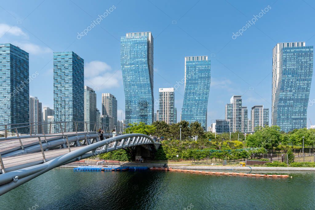 Songdo Central Park en el distrito de Songdo de Incheon, Corea del Sur ...