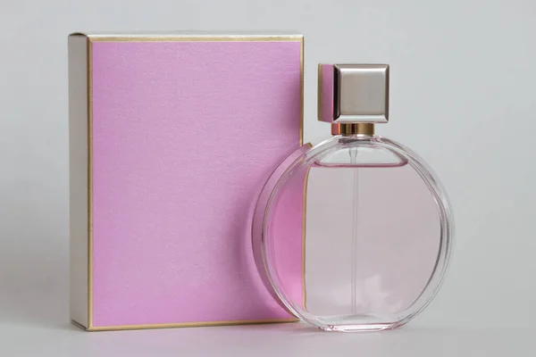 Packaging perfumes fotos de stock, imágenes de Packaging perfumes sin ...