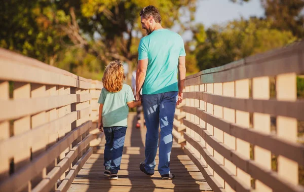 Father daughter walk Stock Photos, Royalty Free Father daughter walk ...