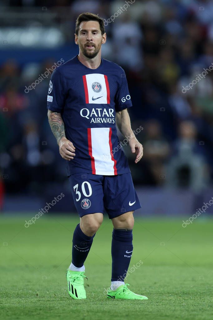 Lionel Messi de Paris Saint-Germain Fc durante el partido Uefa Champions League Group H entre ...