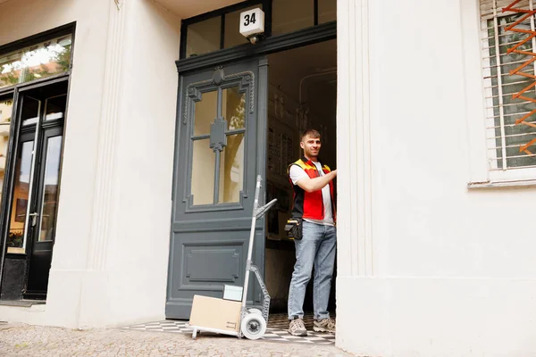 Front door delivery Images - Search Images on Everypixel