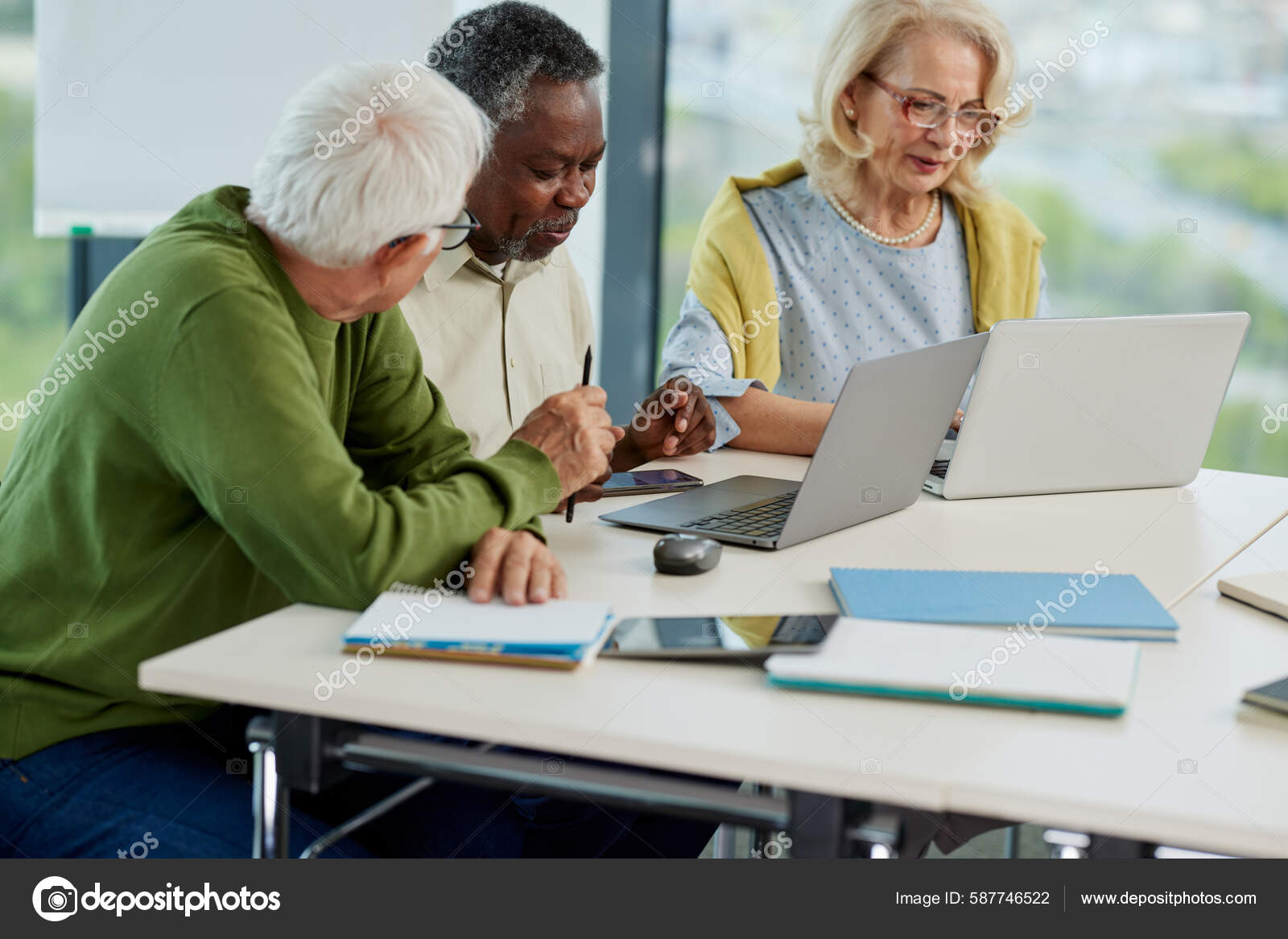 Senior Students Working Project Laptop Classroom — Stock Photo © chika ...