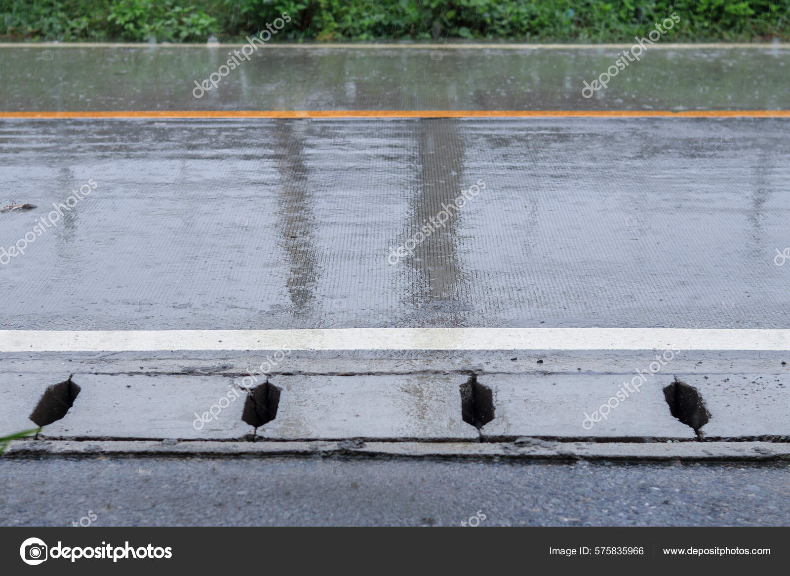 Drainage System Manhole Cover Roadside Helps Quickly Drain Heavy ...