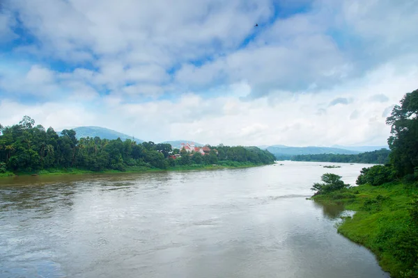 Tthe mahaweli river sri lanka Stock Photos, Royalty Free Tthe mahaweli ...